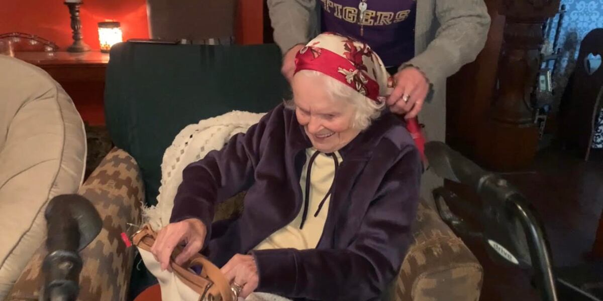 Neighbor saves 93-year-old woman’s life Neighbor saves 93-year-old woman’s life